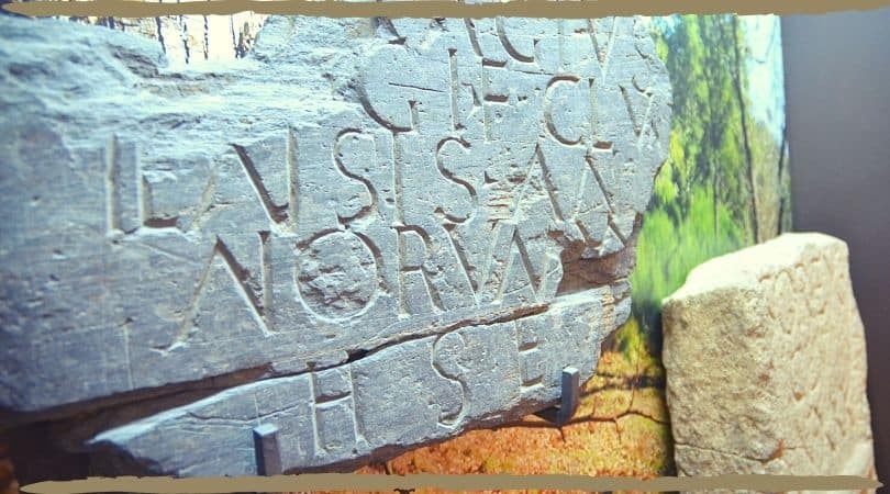 o que é epigrafia? Comunicar no espaço e no tempo